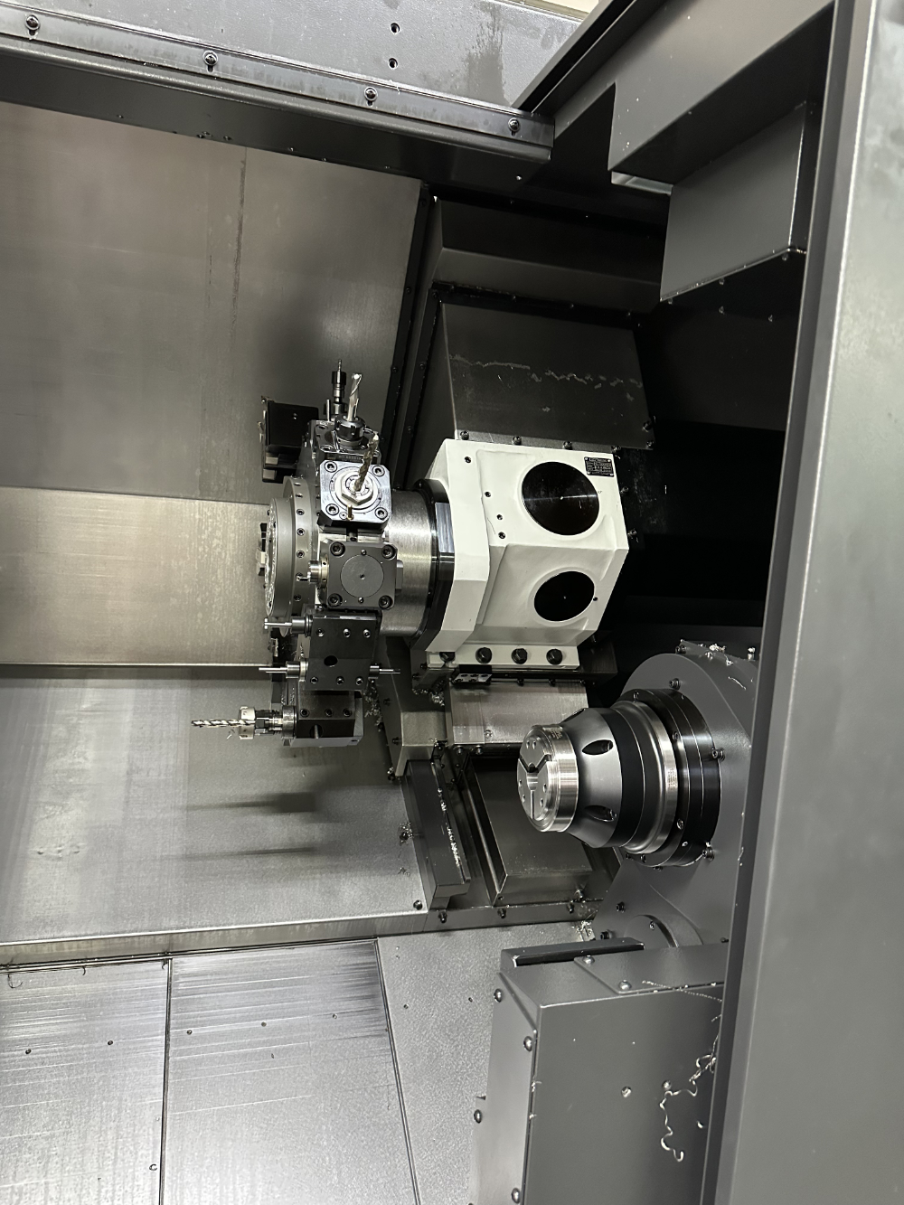 Van-Ess Manufacturing – Precision CNC Milling & Turning